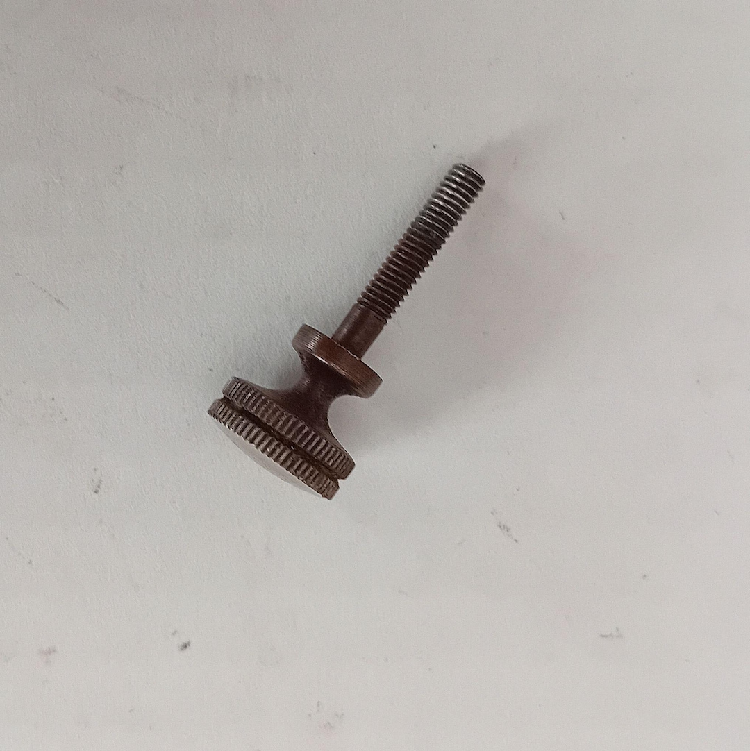 Singer 15K Stitch Length Lever Screw, Adjustment From Early 1920s ...