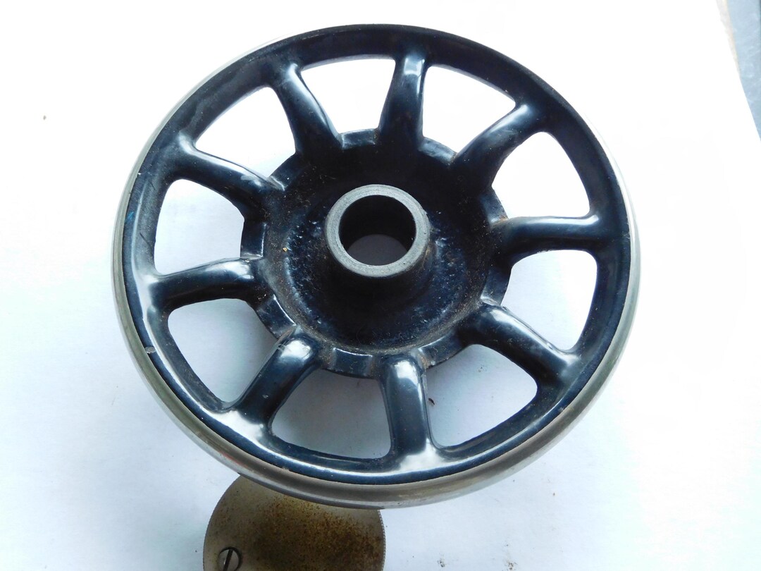 Singer 9 Spoked Balance Wheel, Pulley Ex 128K Sewing Machine & Stop ...