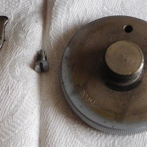 Singer Singer Stop Motion Screw/clamp & Lock Washer With Screw From ...