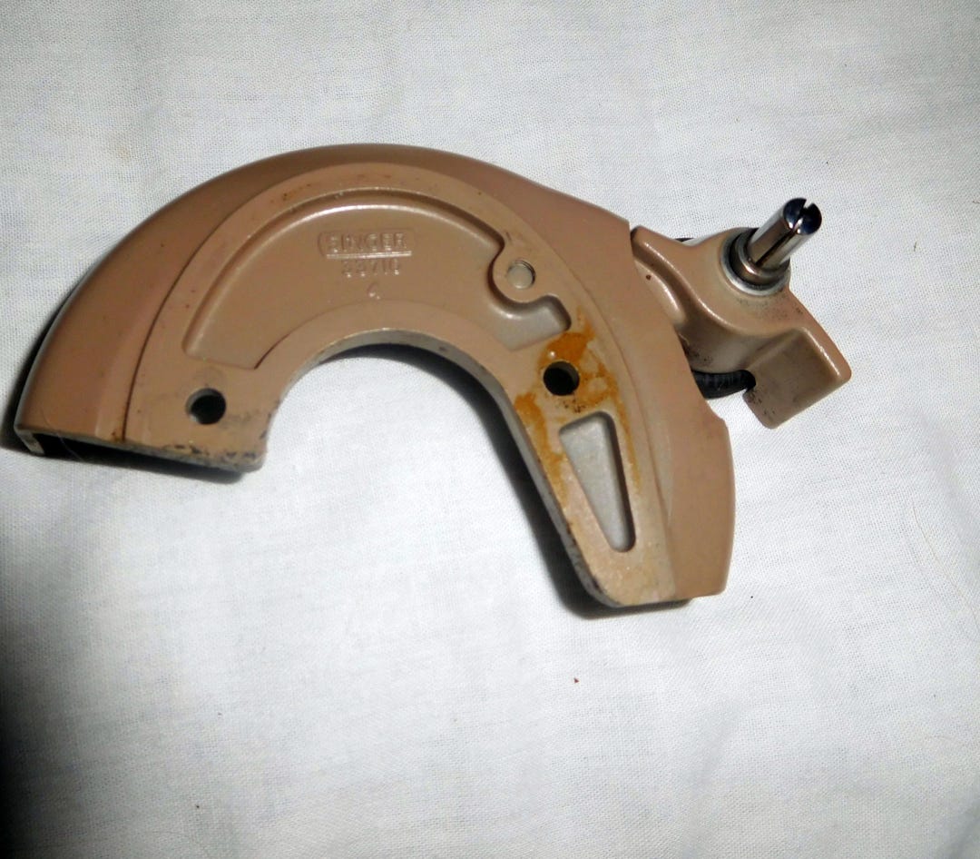 Singer 185K Bobbin Winder & Guard From 1950s Sewing Machine. Simanco ...