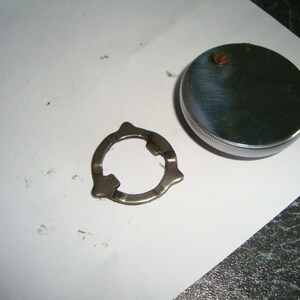 Singer Singer Stop Motion Screw/clamp & Lock Washer With Screw From ...