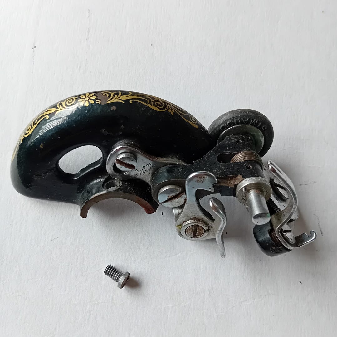 Singer 99K 99 Bobbin Winder & Wheel Belt/pulley Guard Simanco 32604 ...