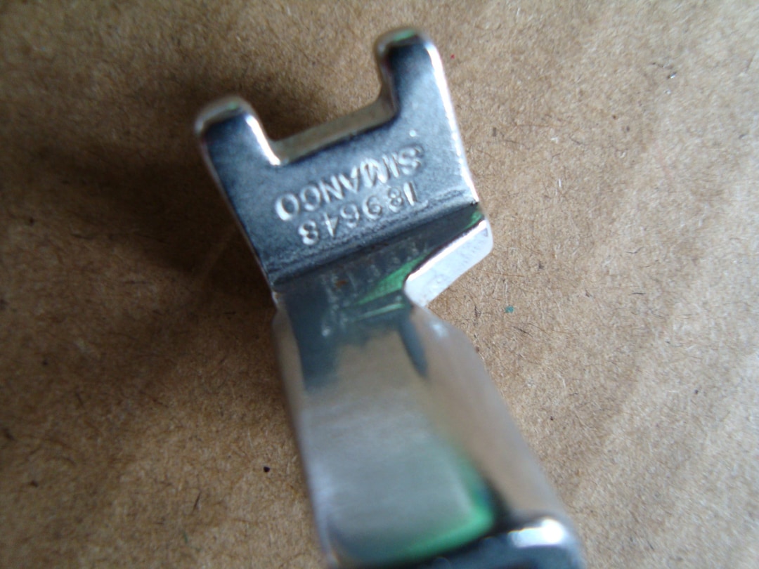 Singer Sewing Machine Button Foot Presser Simanco No 189648 as Removed ...