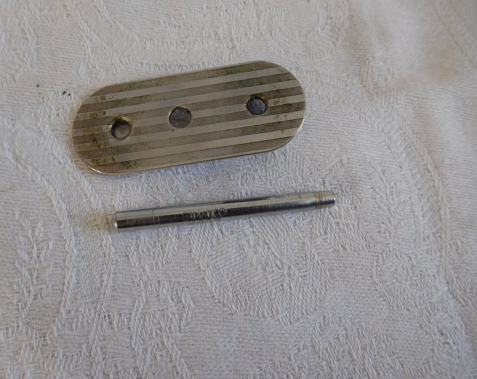 Vintage Singer 201K Spool Pin Plate Holder Plate and Pin Sewing Machine ...