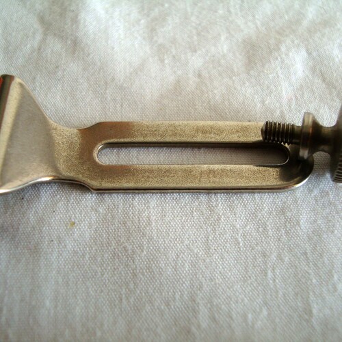 Authentic Vintage SINGER SIMANCO 25527 Adjustable Seam Guide - Etsy