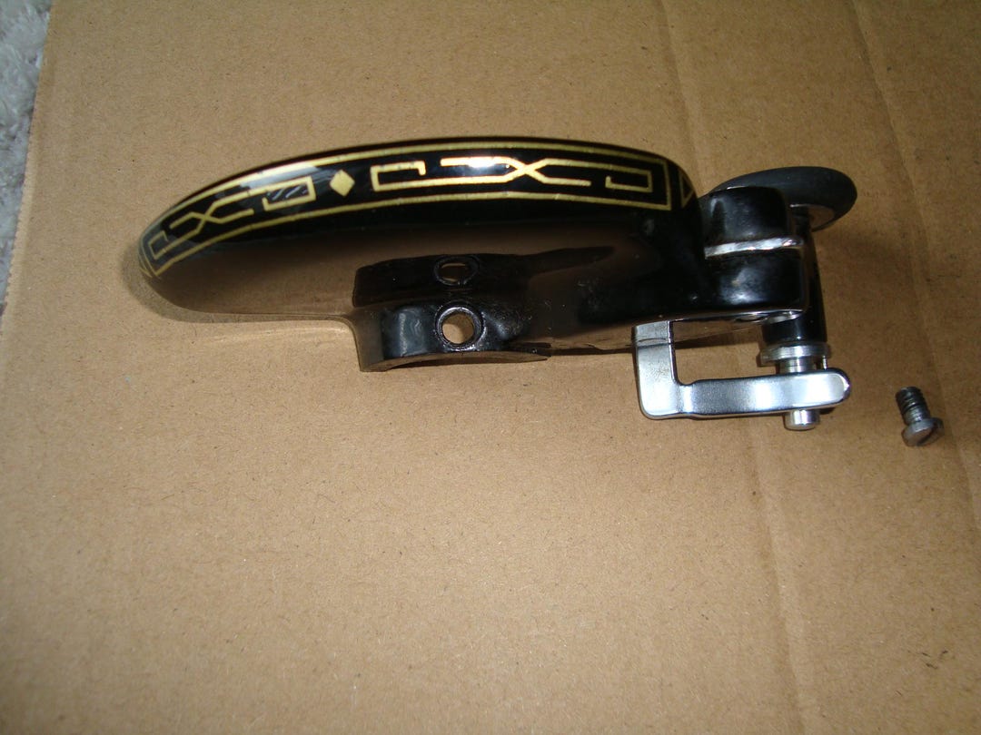 Vintage Singer 99K Later Sewing Machine Bobbin Winder & Wheel Belt ...