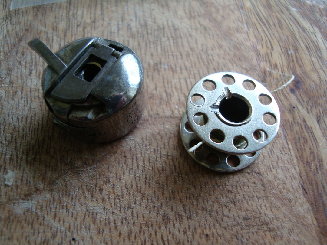Singer 15K Spool Holder Bobbin Case Simanco 15277 From Early - Etsy