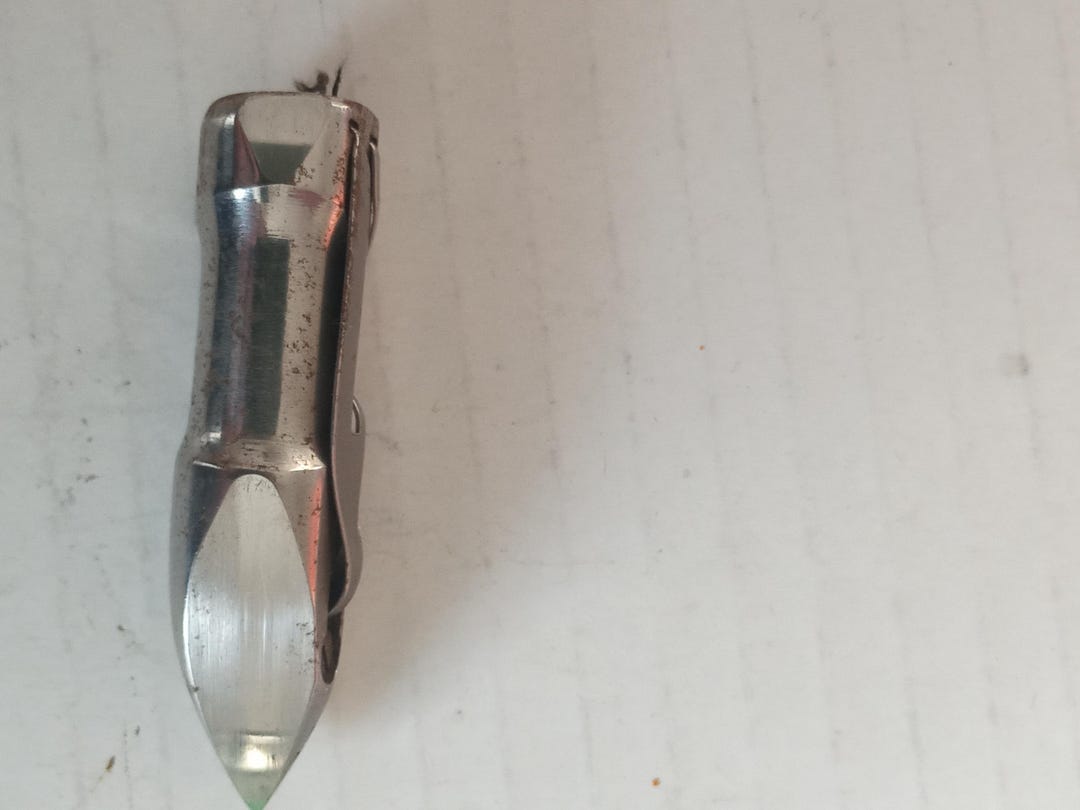 Singer 28K 128K 27K 127K Bullet Shuttle Long Bullet Bobbin Spool Case ...