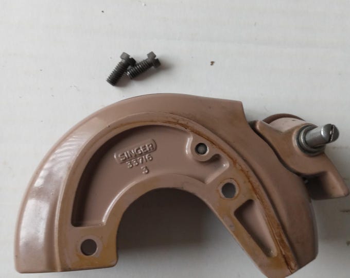 Singer 99K 99 Bobbin Winder & Wheel Belt/pulley Guard Simanco 32604 ...