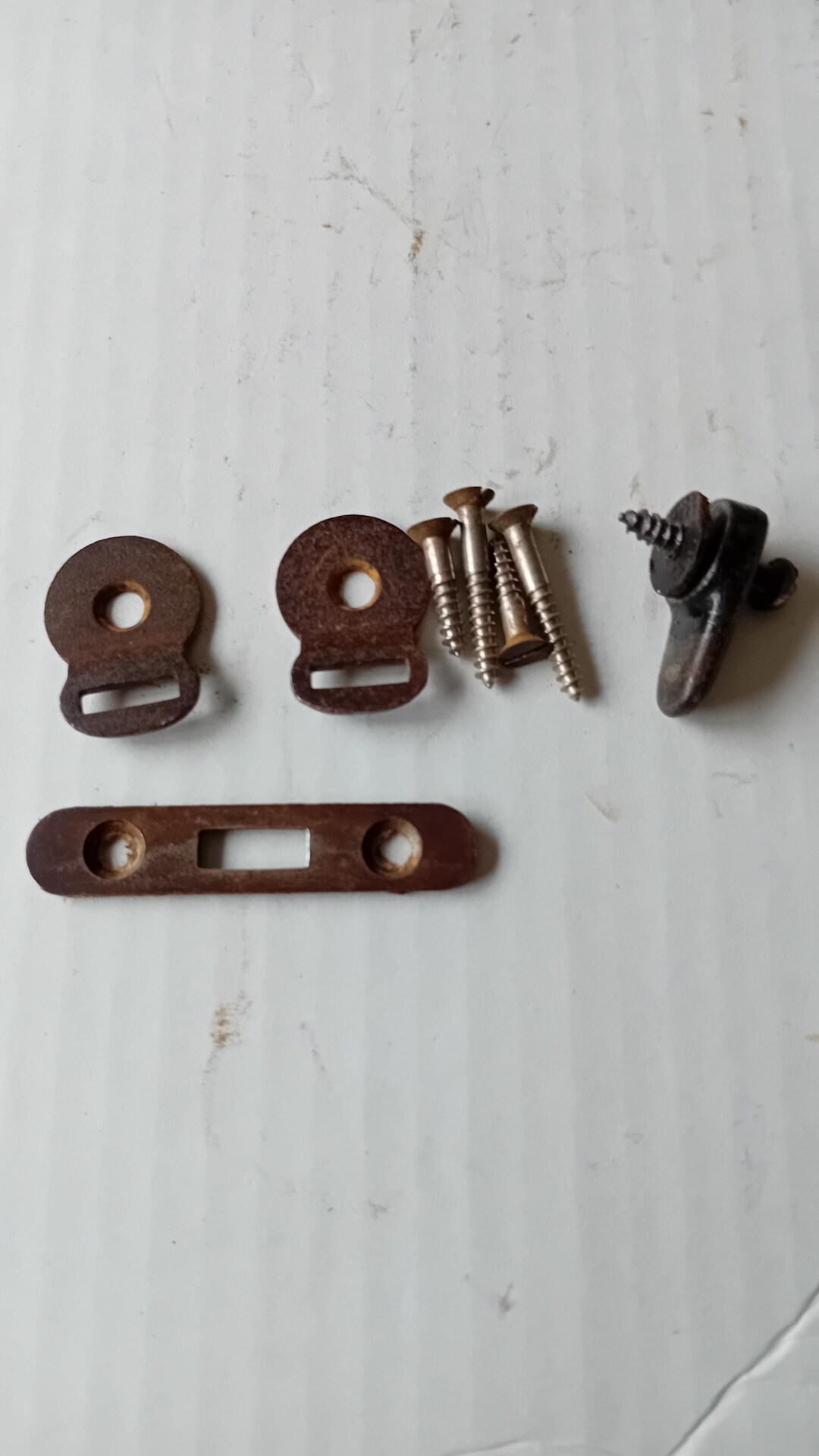 Singer Lower Case Fittings, Latch Plates, Hold Down Parts From Bentwood ...