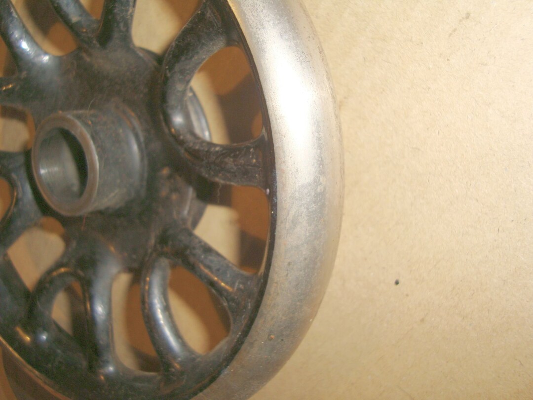 Singer Sewing Machine 12 Spoked Balance Wheel From 1907 28K With Stop ...