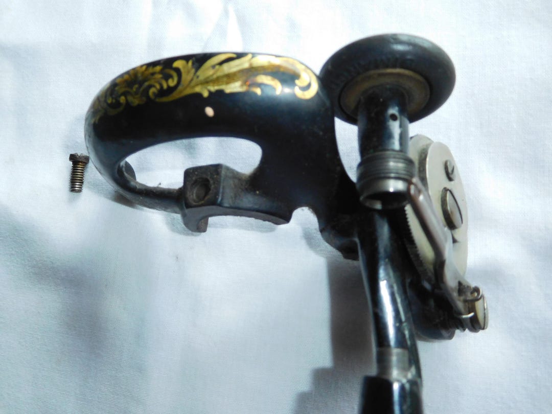 Singer 128 128K Bobbin Winder & Pulley Belt Guard Original Part From ...