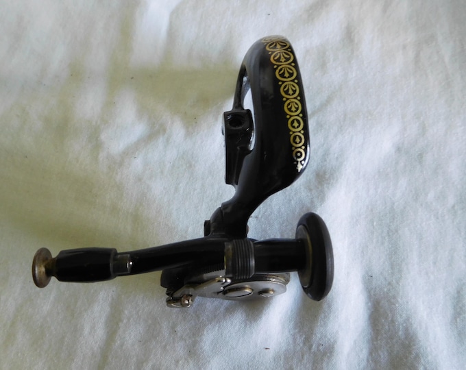 Singer 28K 28 Bobbin Winder & Pulley Belt Guard, Original Part From ...