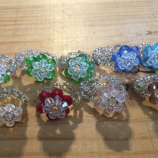 Beaded Flower Ring - Etsy