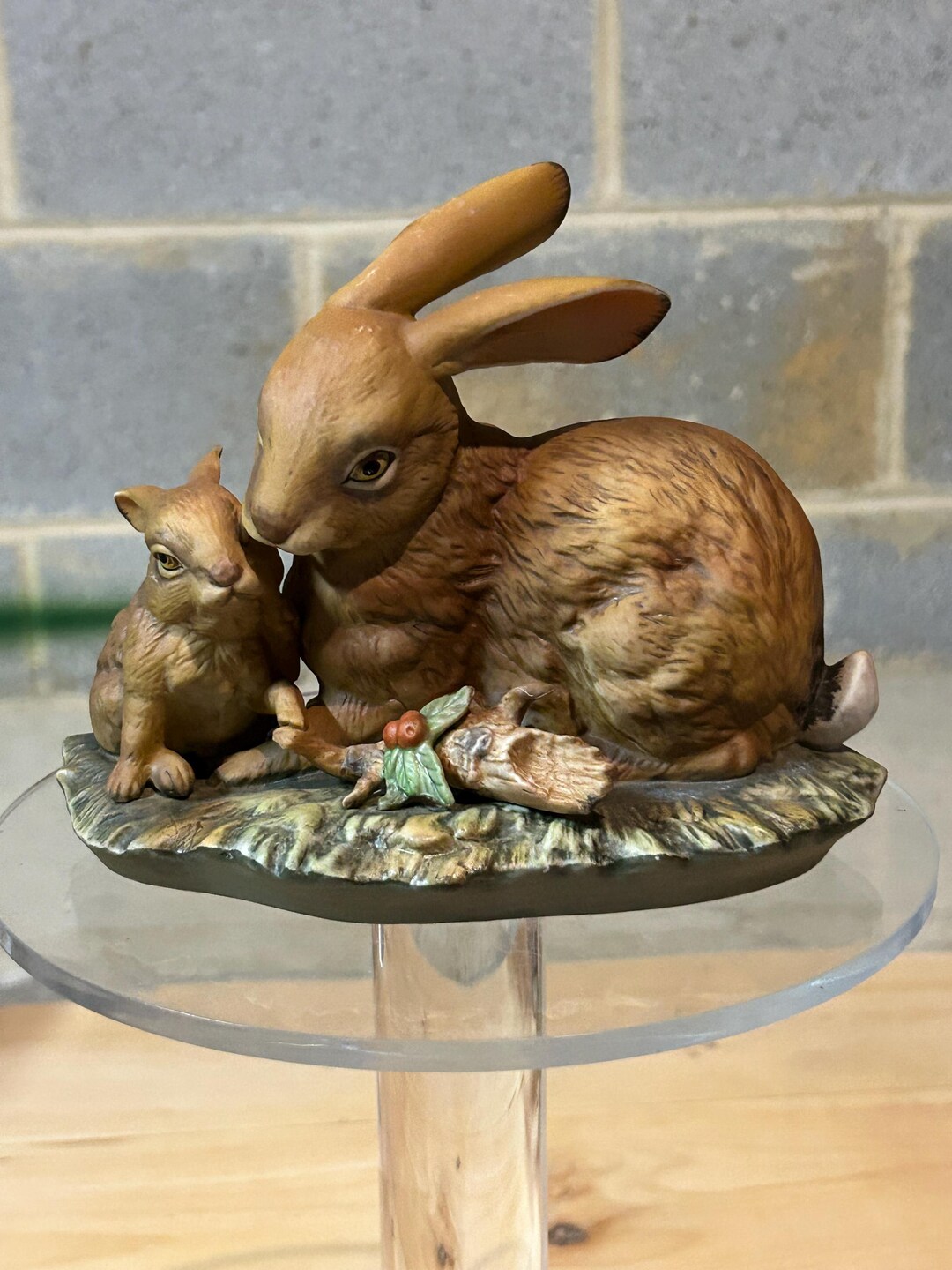 HOMCO Masterpiece Porcelain Hand Painted Mother Rabbit & Baby Bunny ...