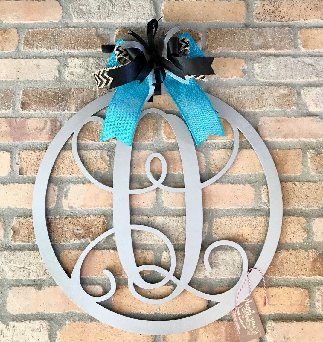 Wooden Circle Monogram Door Hanger: Baltic Birch Initial - Etsy