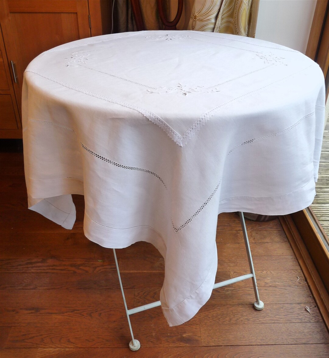 Vintage White Cotton Tablecloth Hand Embroidered With Cutwork, Drawn ...
