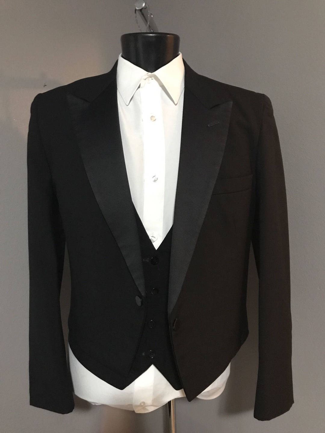 Men's Cut off Style Tuxedo Jacket by Raffinatti Various Sizes / Also ...