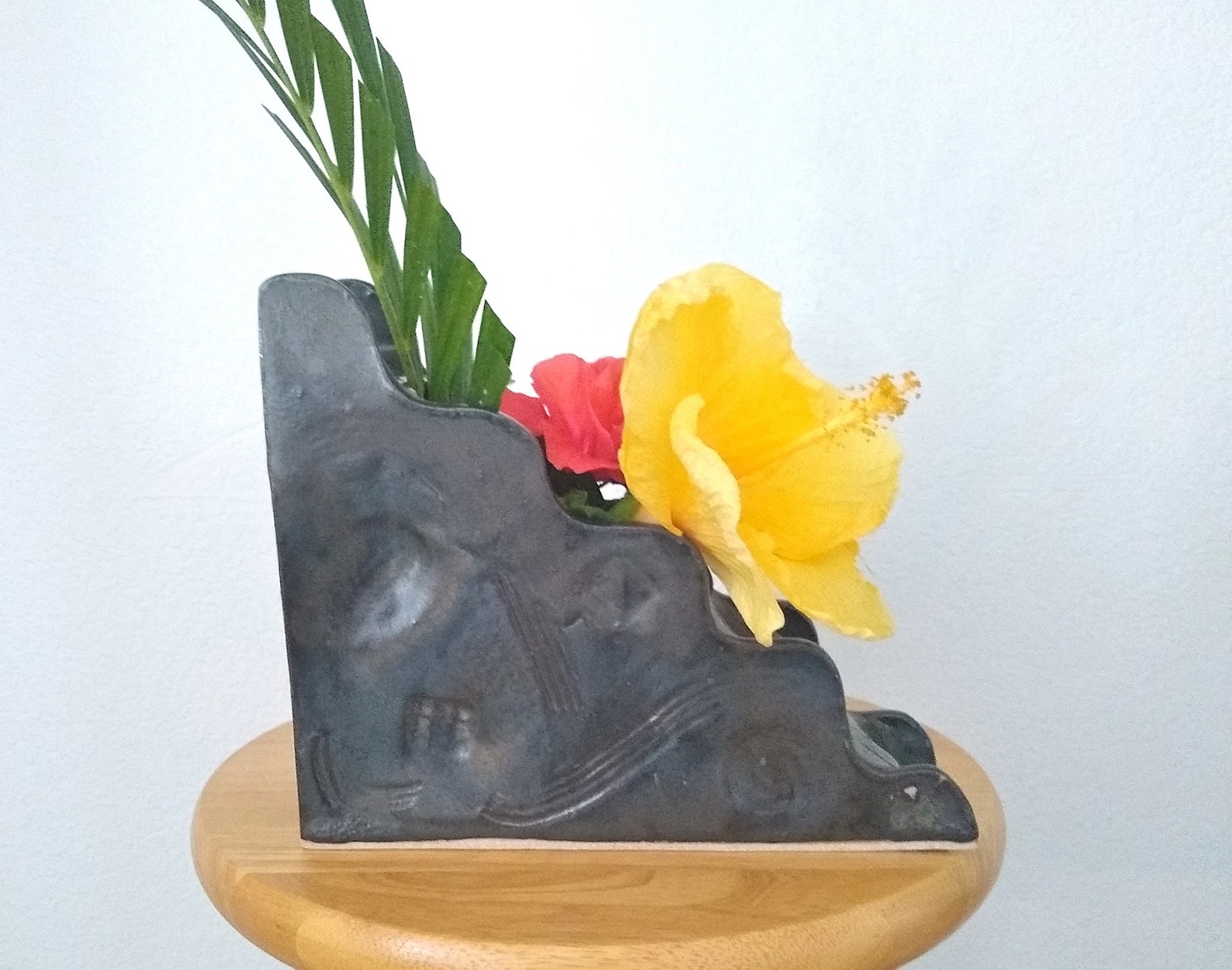 Black Triangle Flower Vase, Japanese Ikebana Vase, Hand-built Ceramic ...