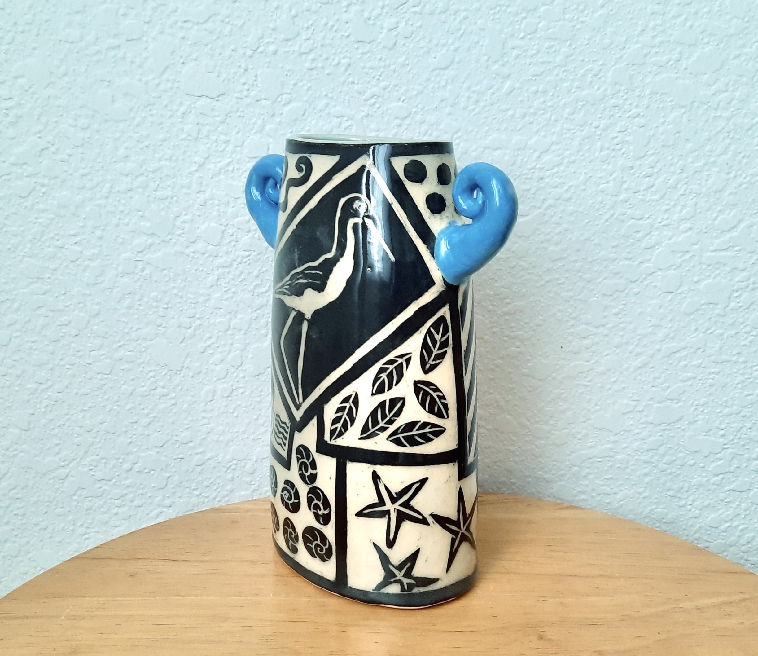 Sea Turtle Hawaiian Stilt Bird Sgraffito Vase 6 7/8h - Etsy