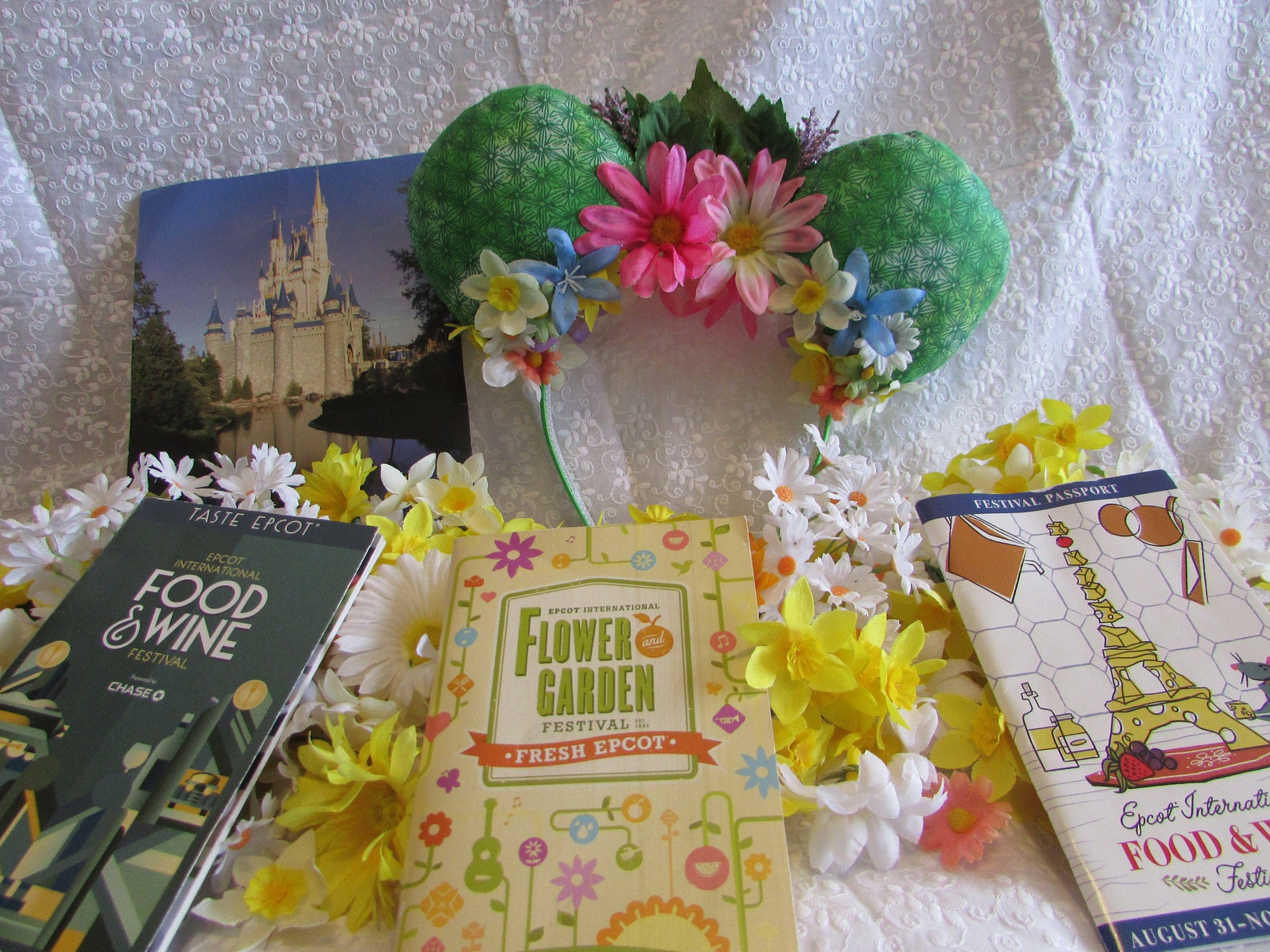 Fower and Garden Spaceship Inspired Mouse Ears Headband / Ear Hat - Etsy