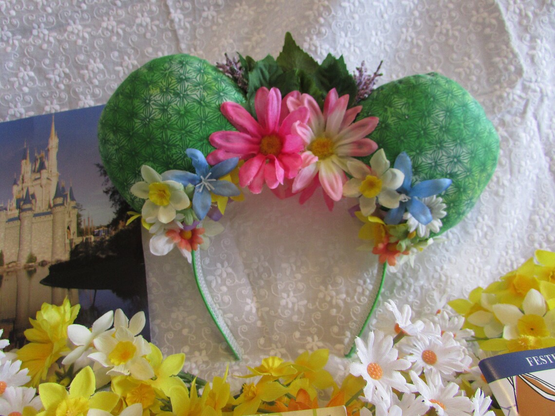 Fower and Garden Spaceship Inspired Mouse Ears Headband / Ear Hat - Etsy