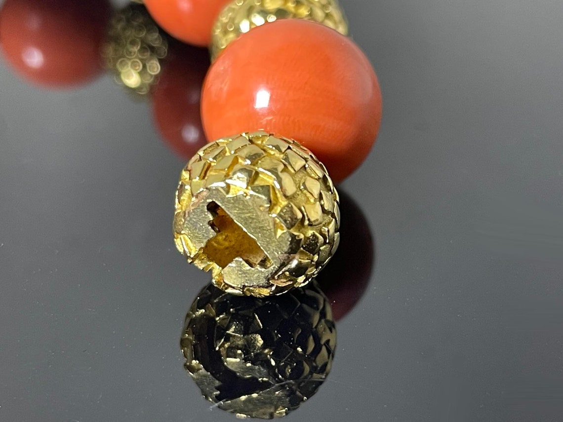 Stunning Estate 18K Yellow Gold Geometric Cube in Sphere Bead & 13mm ...