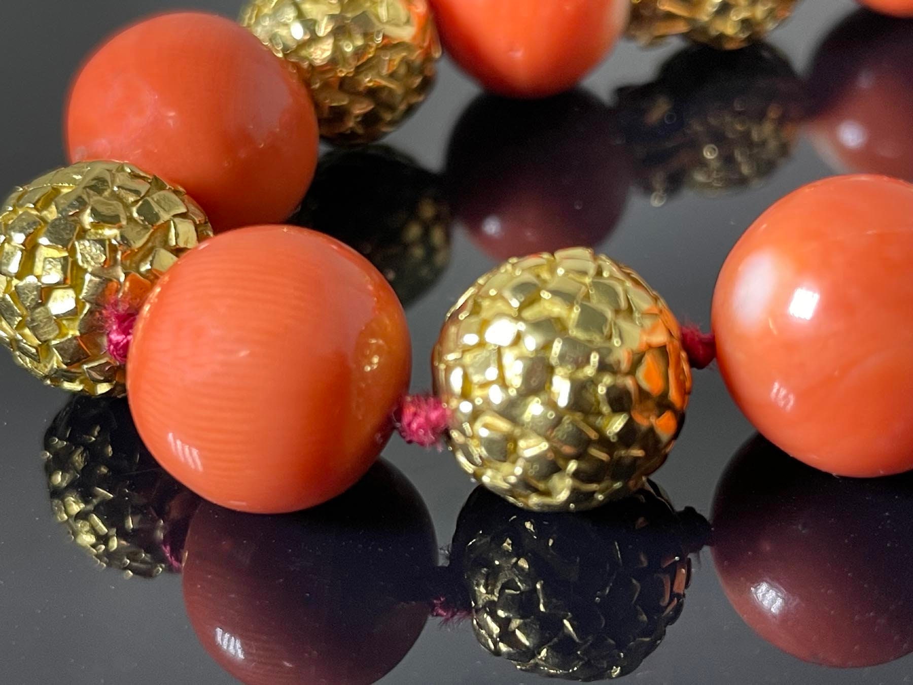 Stunning Estate 18K Yellow Gold Geometric Cube in Sphere Bead & 13mm ...