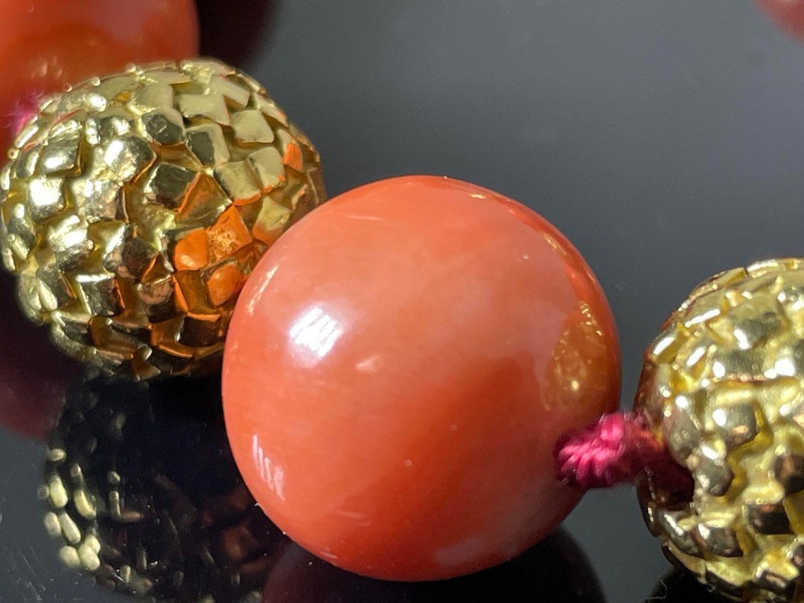 Stunning Estate 18K Yellow Gold Geometric Cube in Sphere Bead & 13mm ...