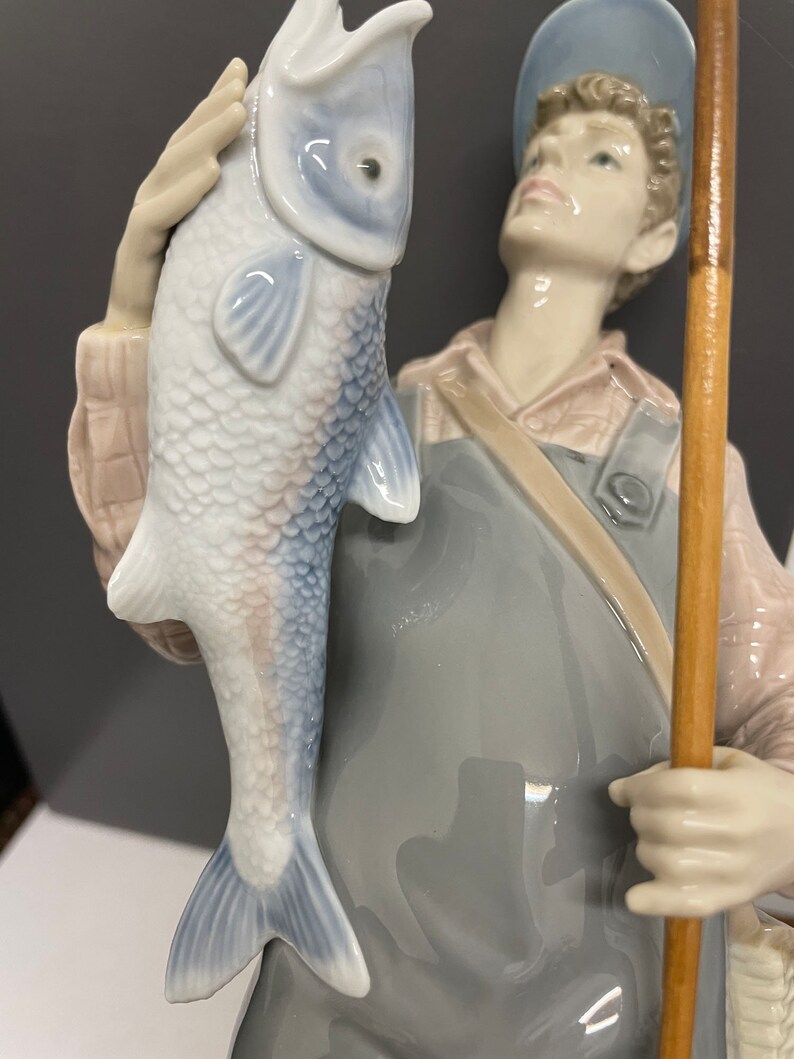 Lladro 6466 A Prize Catch Porcelain Figurine Sculpture Retired 2000 ...