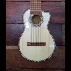 Charango - Genuine High Quality 1 Piece Hand Carved Andean Stringed ...
