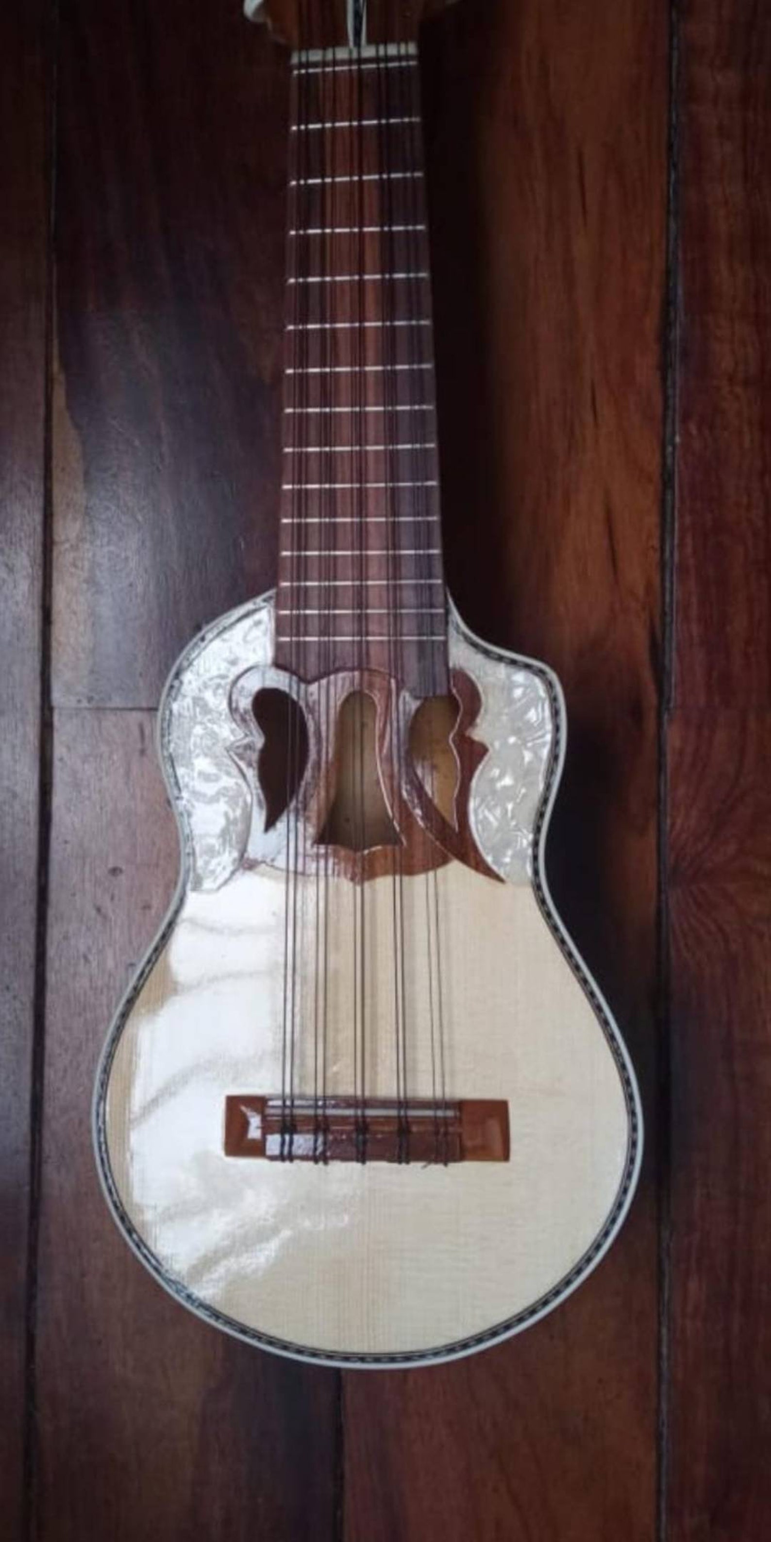 Charango - Genuine High Quality 1 Piece Hand Carved Andean Stringed ...