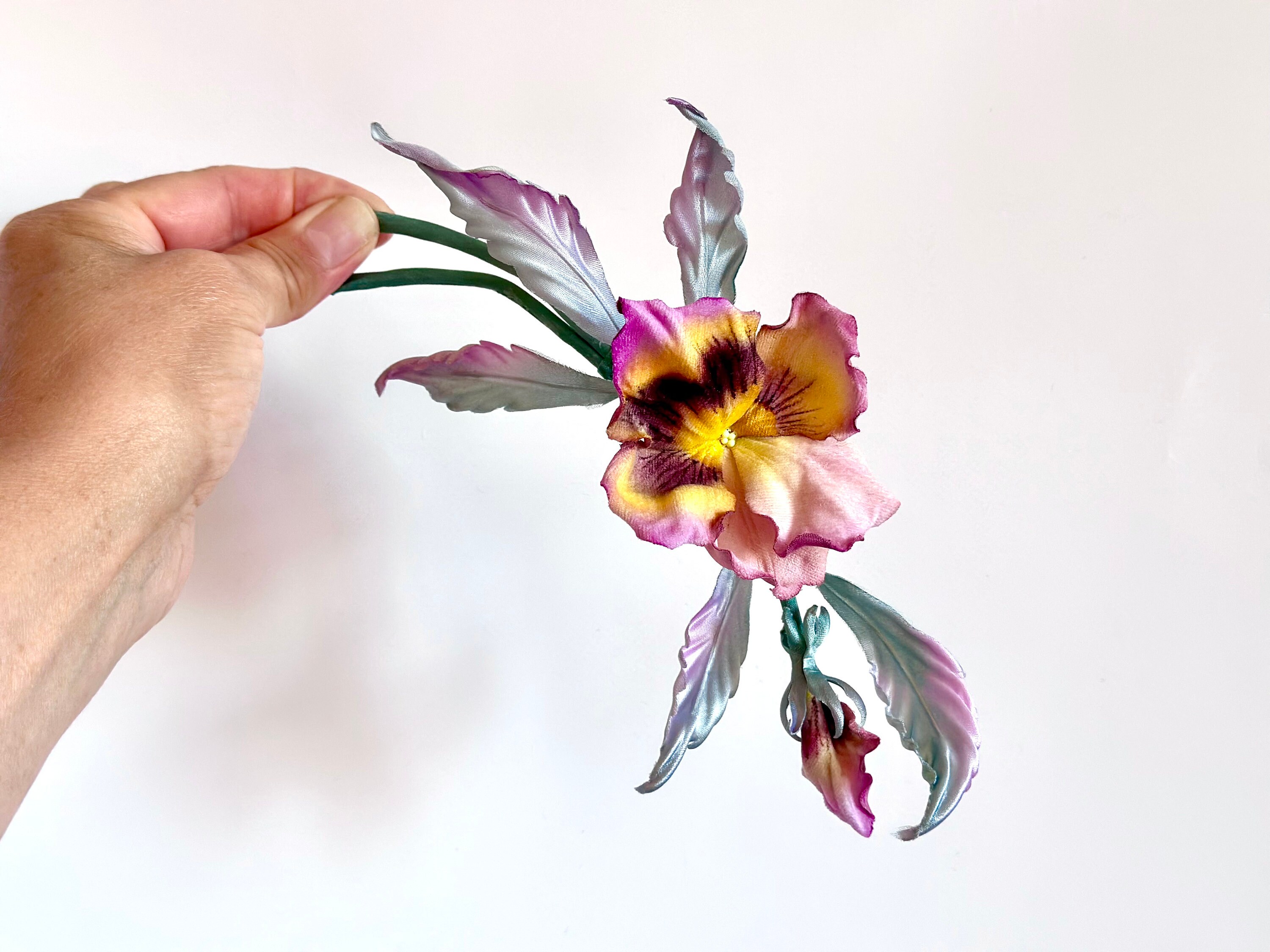 Pink PANSY FLOWER, Handmade Velvet Pansies Brooch, Velvet Pansy ...