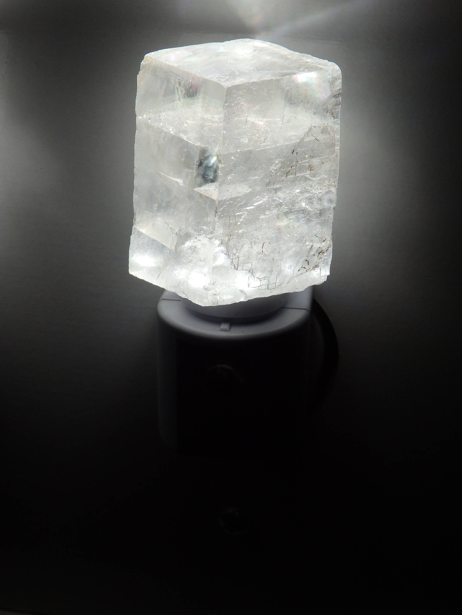 Iceland Spar Calcite Crystal LED Gemstone Night Light With Light Sensor ...