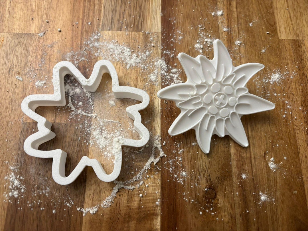 Edelweiss Flower Cookie Cutter With Swiss Cross – 2-piece Stencil ...