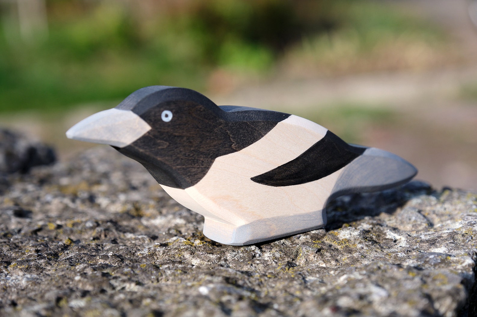 Handcrafted Wooden Magpie Bird Figurine - Wood Bird Figurine - Bird ...