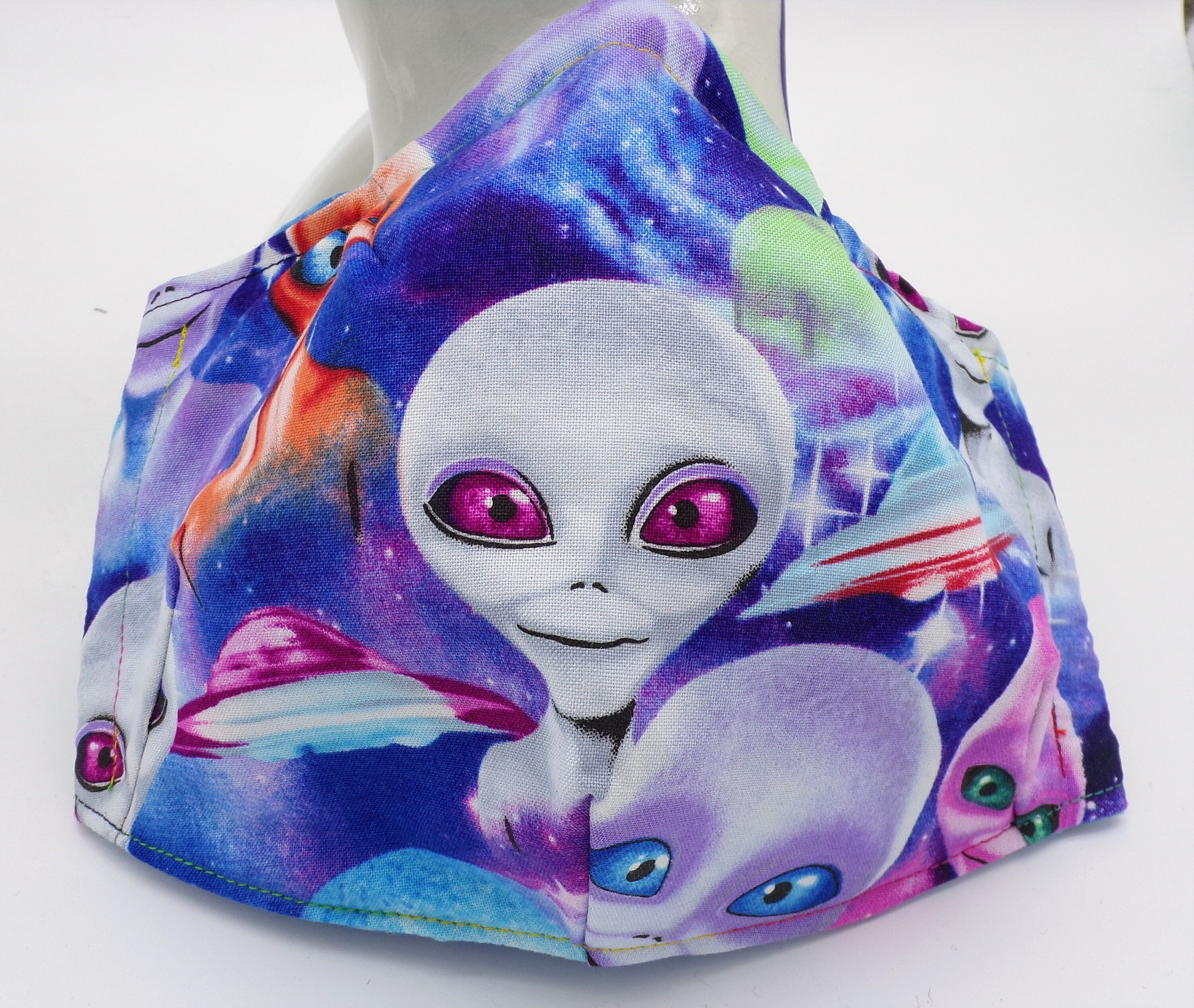 Novelty Cotton Face Mask/fashion Face Covering in Cute Alien - Etsy Canada