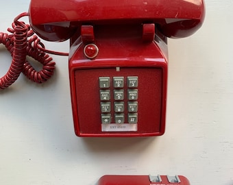 Red Lips Vintage Phone 1980s Red Pop Art Telephone Kitsch - Etsy