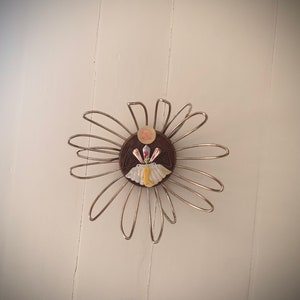 Vintage Objets Dart Assemblage Art / Bricolage Original Wall Art ...