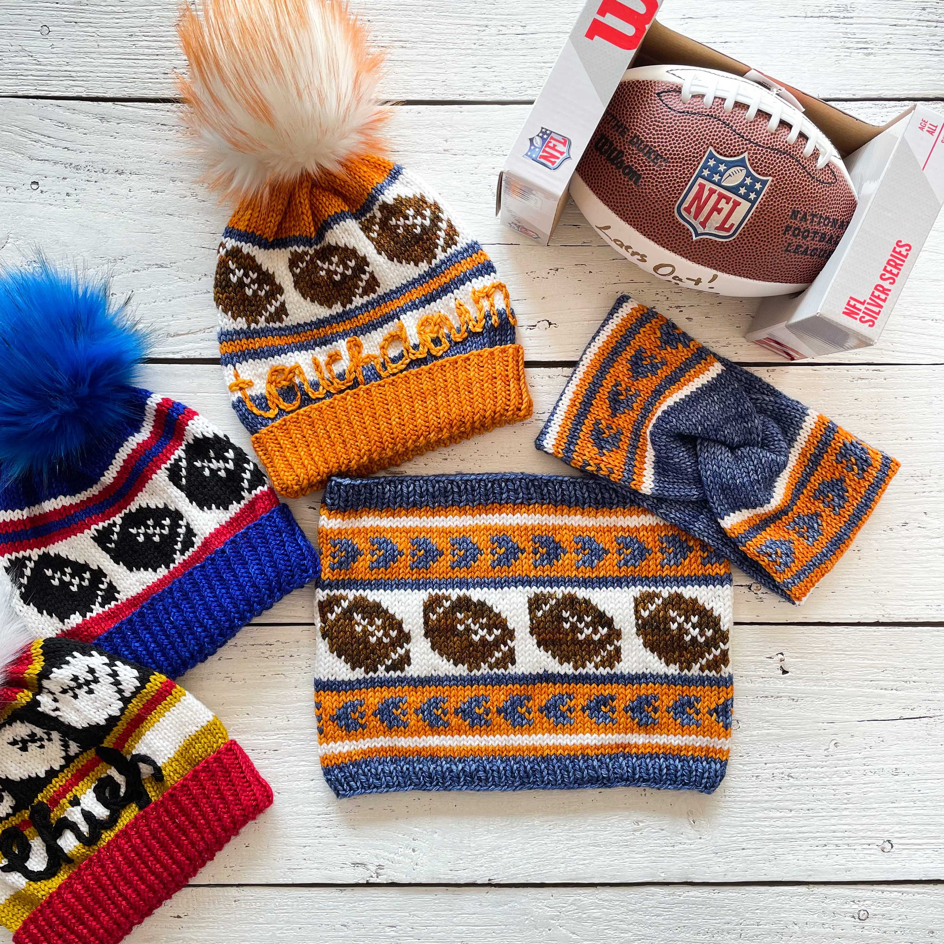 KNITTING PATTERN: Touchdown Cowl /football Knit Cowl Pattern,stranded ...