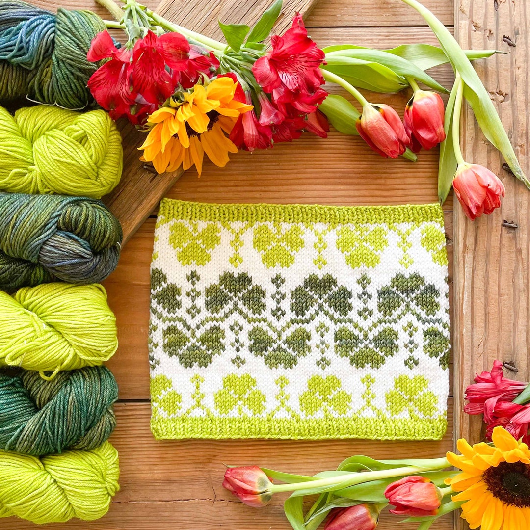 KNITTING PATTERN: All Over Clover Cowl /knit Cowl Pattern, Stranded ...