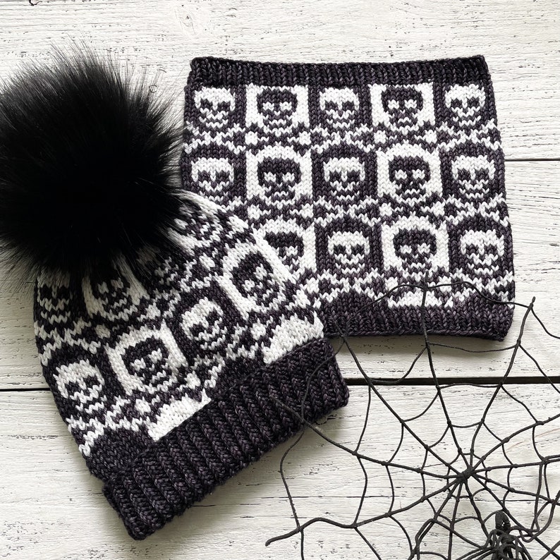 KNITTING PATTERN: the Halloweenie Cowl / Knit Cowl Pattern, Stranded ...