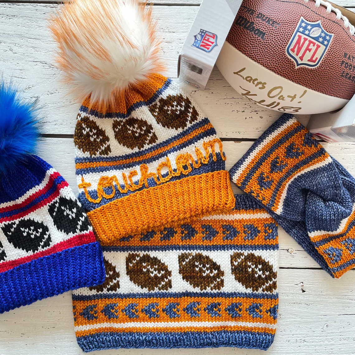 KNITTING PATTERN: Touchdown Cowl /football Knit Cowl Pattern,stranded ...