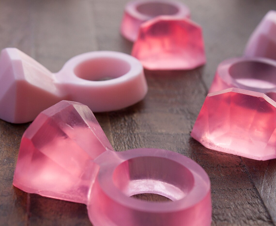 10 Engagement Ring Soaps Bachelorette Party Favors Bridal - Etsy