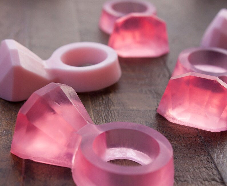 10 Engagement Ring Soaps Bachelorette Party Favors Bridal - Etsy