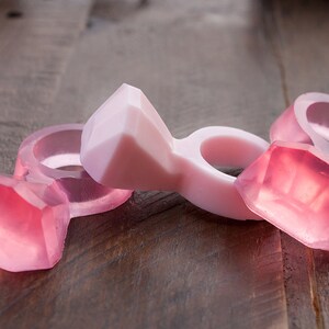 10 Engagement Ring Soaps, Bachelorette Party Favors, Bridal Shower ...