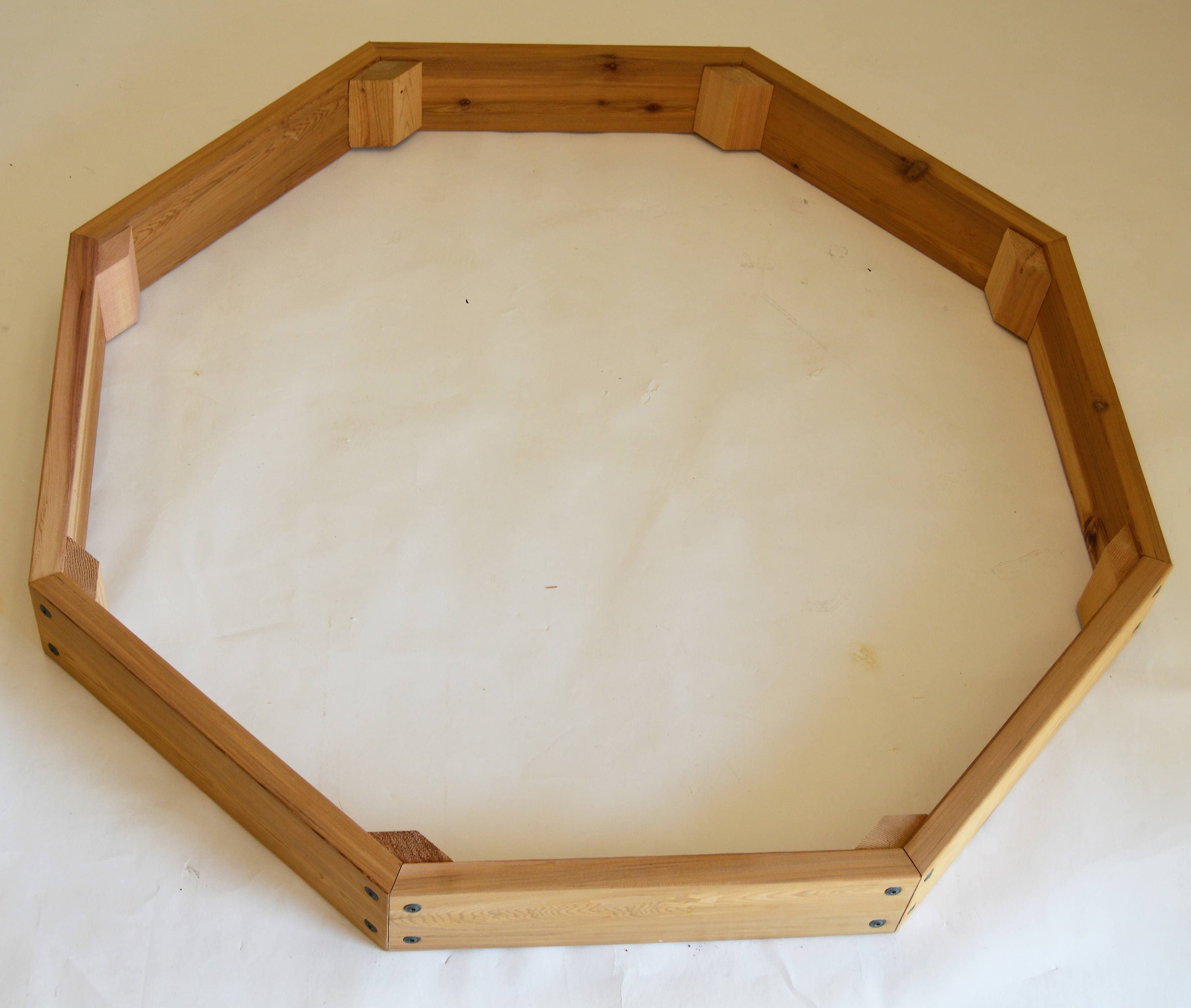 Premium Octagon Ceder Gardening Raised Bed, 4 Feet Wide, Tree Ring ...