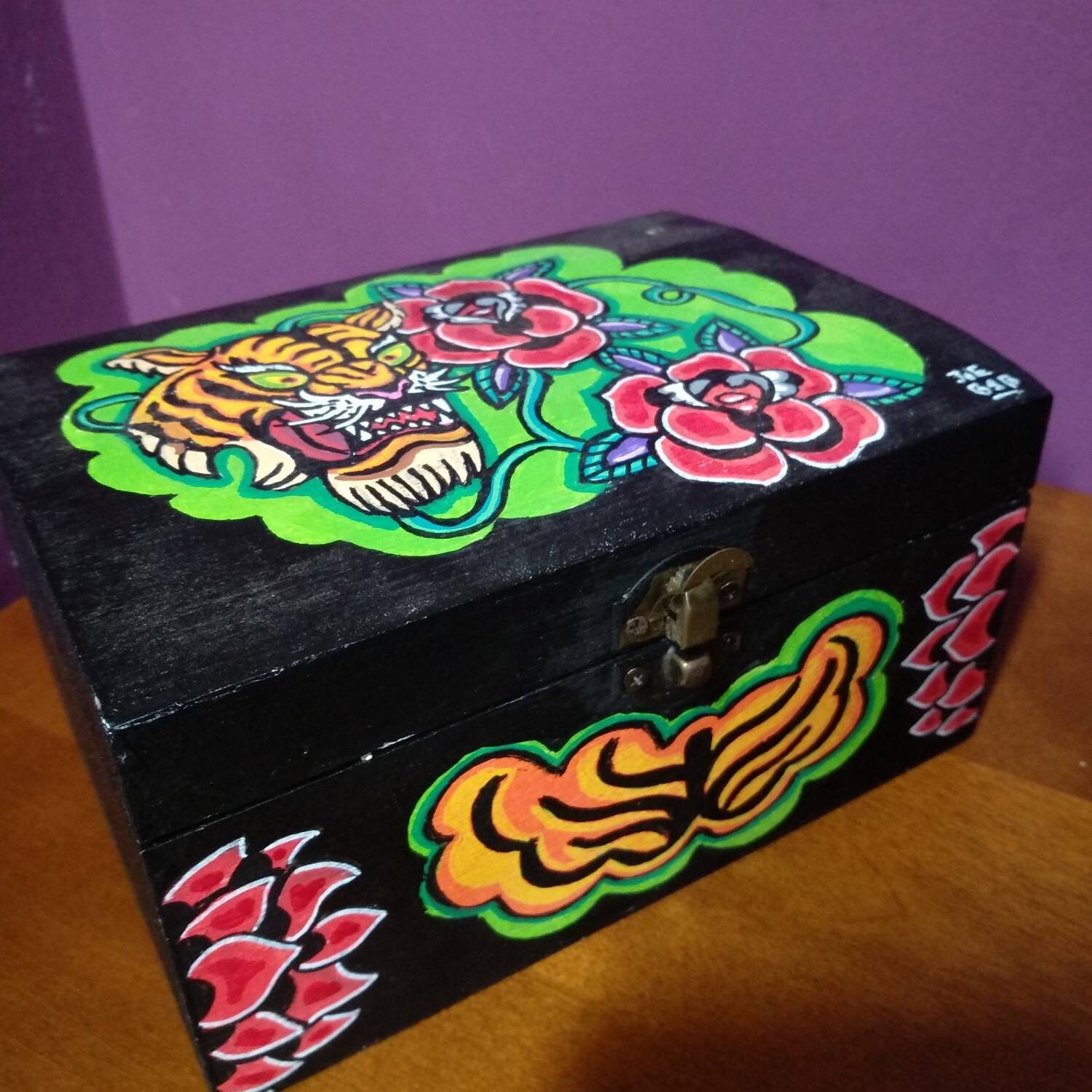 Old school Tiger Wooden Box