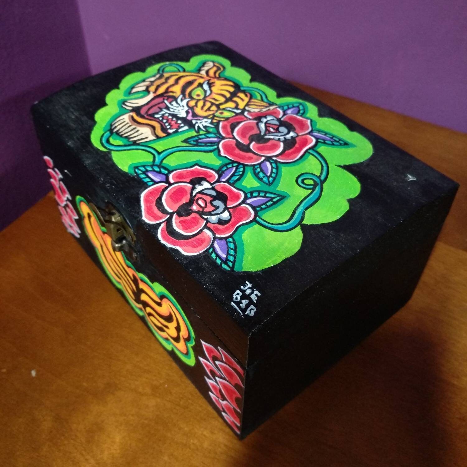 Old school Tiger Wooden Box