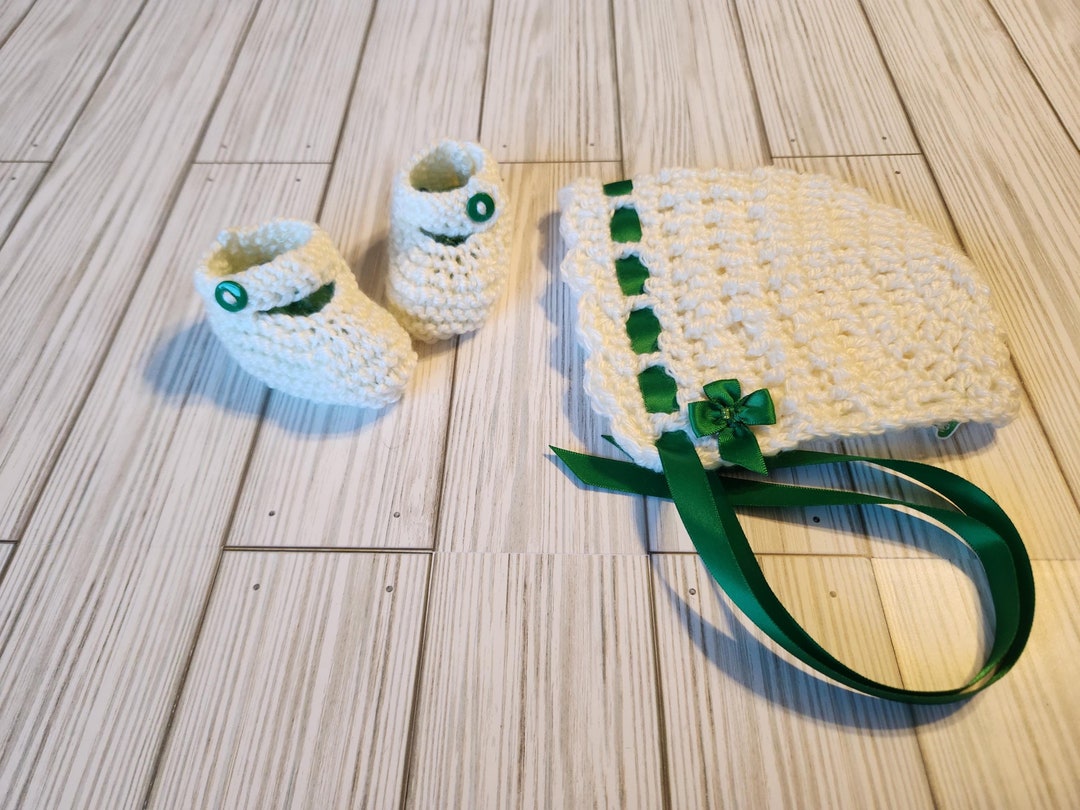 Baby's Irish Bonnet and Booties Set - Size 0 - 3 Months and 3 - 6 ...